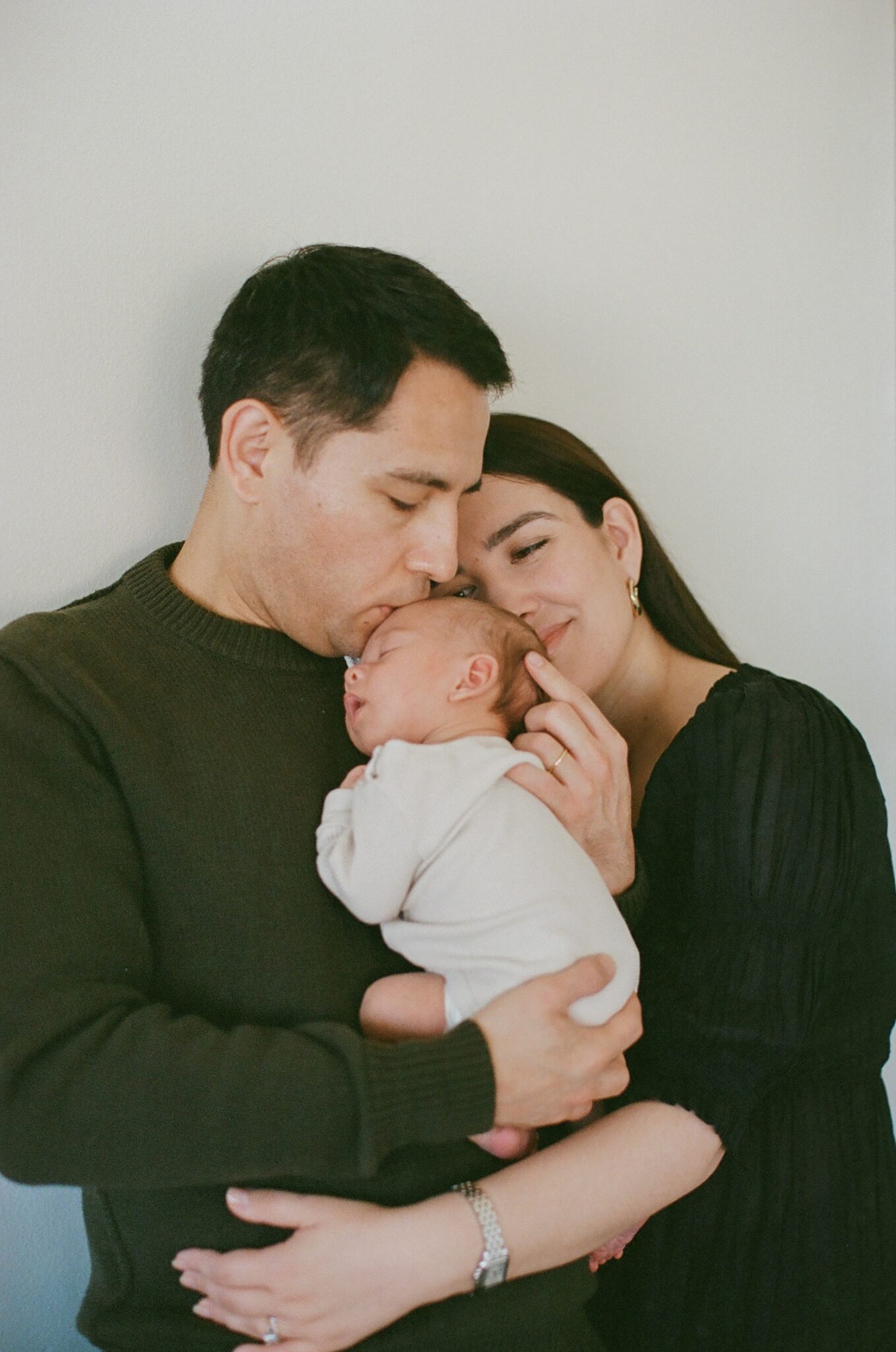 Austin Newborn Session at Hotel Saint Cecilia - ambervickery.com