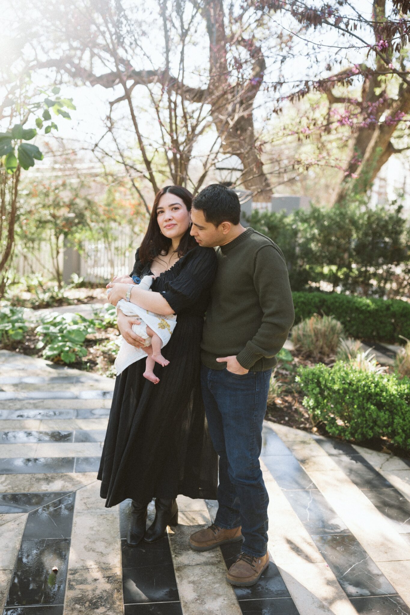 Austin Newborn Session at Hotel Saint Cecilia - ambervickery.com