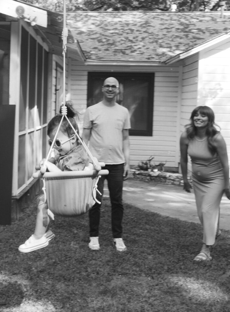 A Candid At-Home Family Session in Austin - ambervickery.com