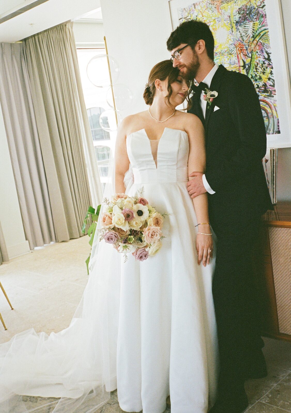 Downtown Austin Wedding at the LINE Hotel - ambervickery.com